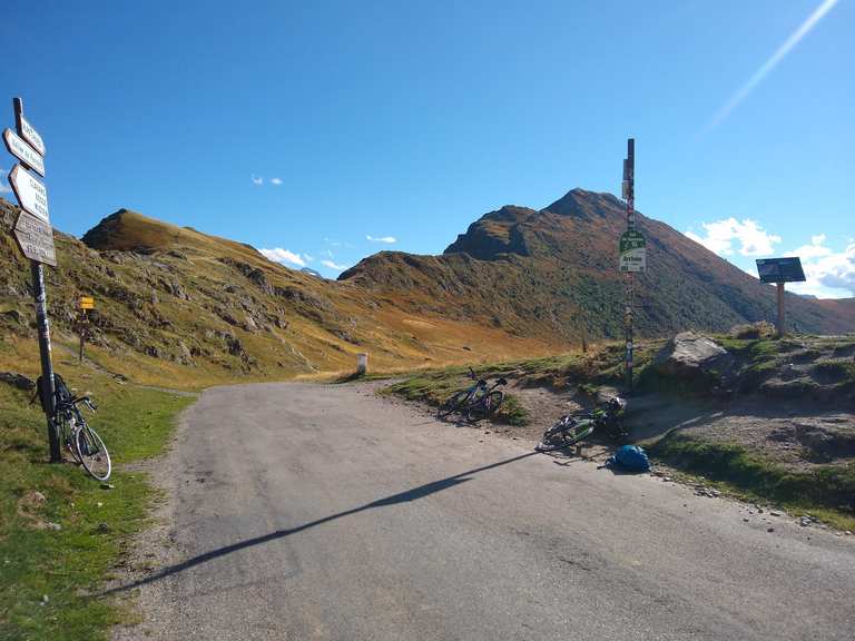 Col de Sarenne Road Cycle Routes and Map | Komoot