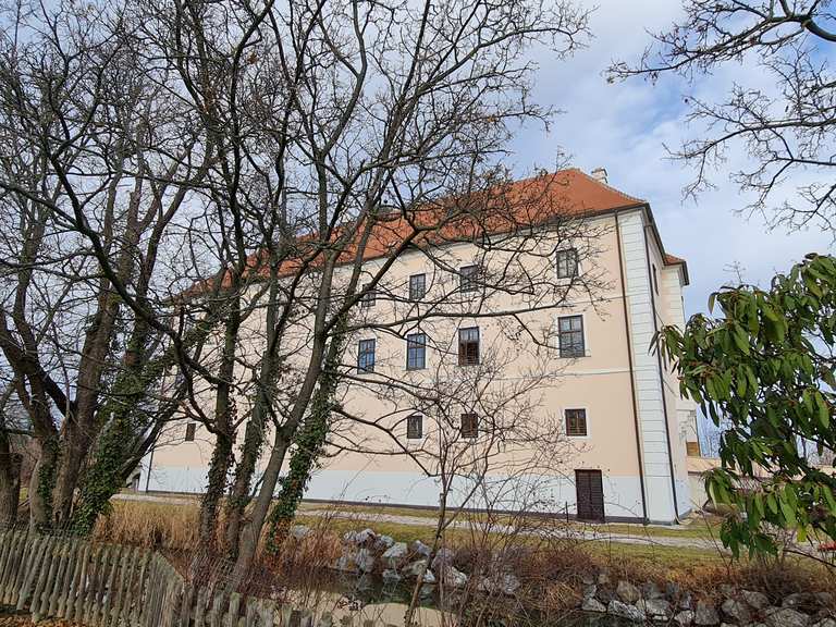 Schloß Vösendorf - Cycle Routes and Map | Komoot