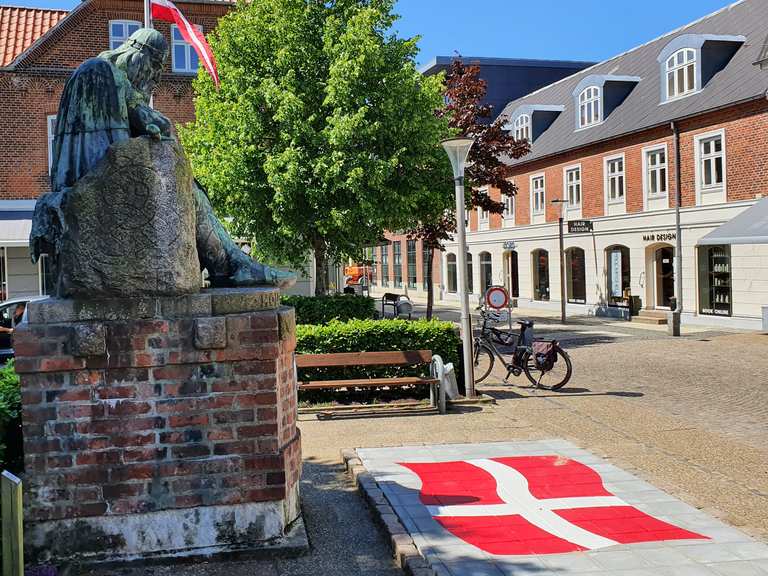 "Holger Danske" Bronzestatue Skjern : Radtouren und Radwege | komoot