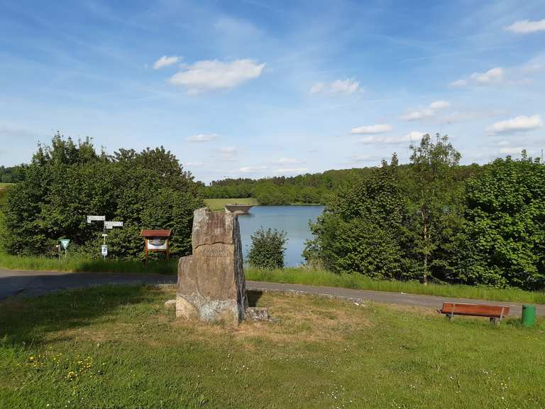 Den Staudamm entlang: Touren und Karten | komoot