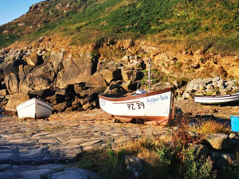 Logan Rock & Lamorna von Treen auf dem South West Coast Path — Cornwall ...