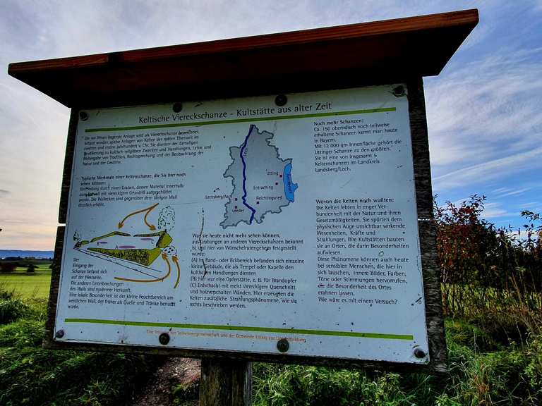 Keltische Viereckschanze / Kultstätte aus alter Zeit: Mountainbike ...