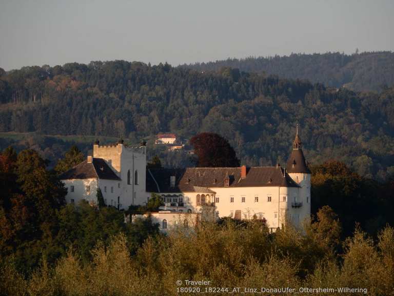 Donauinsel mit Fernblick auf Schloss Ottensheim : Radtouren und Radwege ...