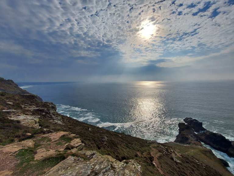 St Agnes Head, Wheal Coates & Chapel Porth Beach loop from St Agnes ...