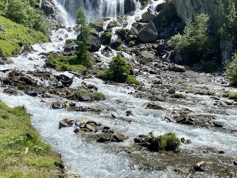 Over the Simmen Falls to Flueseeli | hike | Komoot