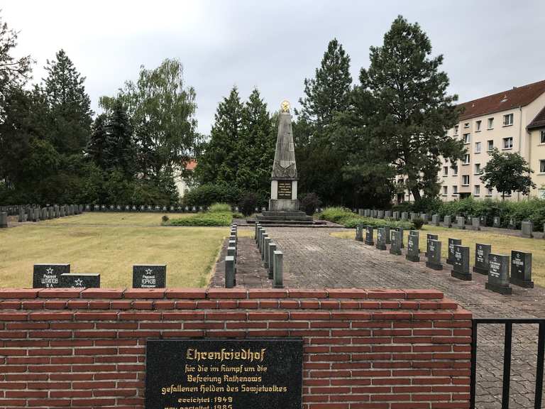 Soviet War Cemetery Rathenow – Hiking & Cycling Routes | Komoot