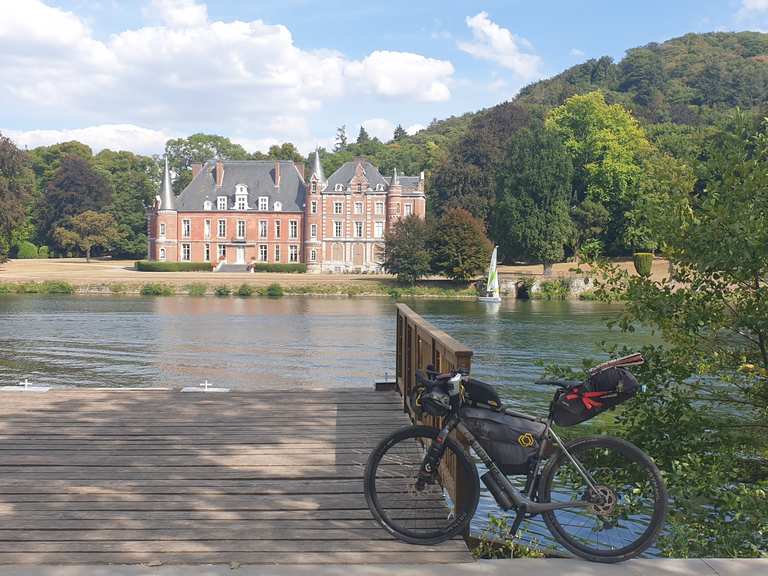 Rive de Meuse – Dinant - Namur Itinerario ad anello da Wépion | giro in ...