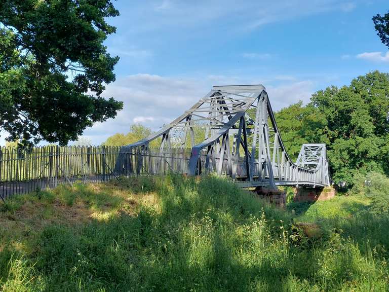 Rickerby Park War Memorial Routes for Walking and Hiking | Komoot