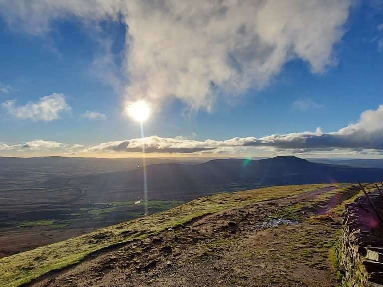 Whernside Routes for Walking and Hiking | Komoot