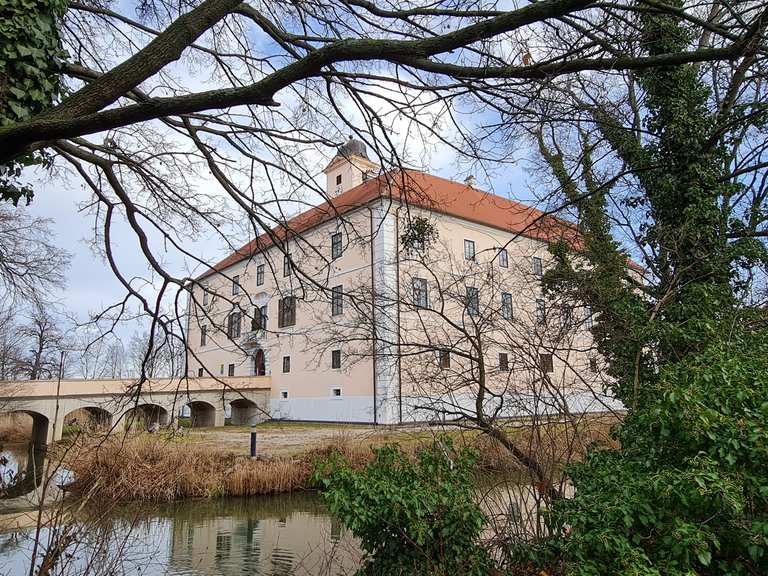 Schloß Vösendorf - Cycle Routes and Map | Komoot