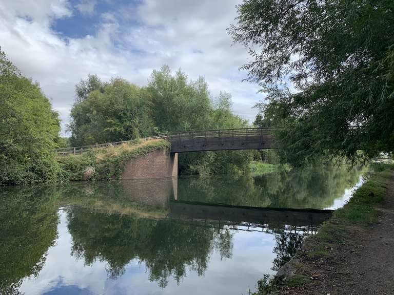 River Lee Navigation view Routes for Walking and Hiking | Komoot