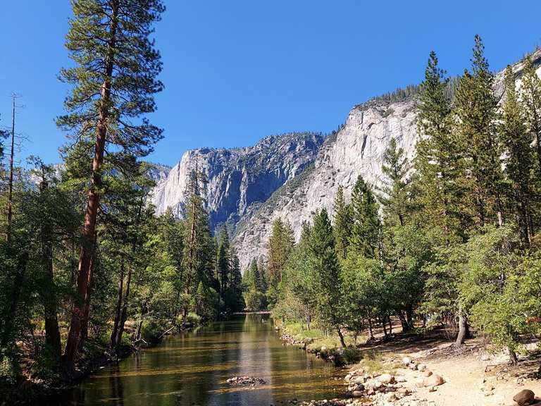 Lower and Upper Mirror Lakes loop from Valley Shuttle Stop #15 ...