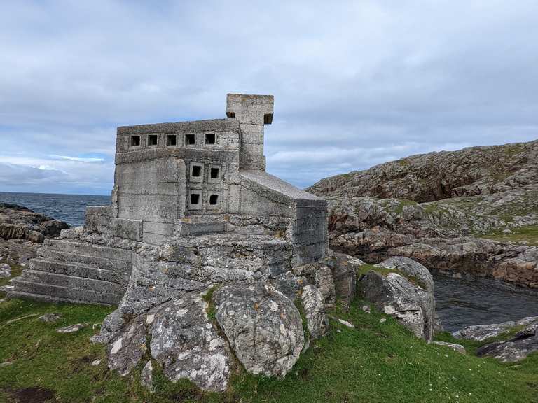Randonnée de Hermit's Castle, Achmelvich Beach à Alltan'abradhan Mill ...