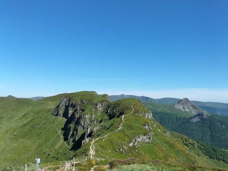 Sommet du Puy Mary boucle à partir de Le Mas | randonnée pédestre | Komoot