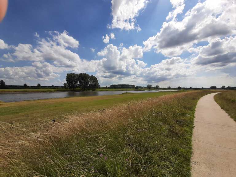 Mooi fietspad langs IJssel - fietsroutes en kaart | Komoot