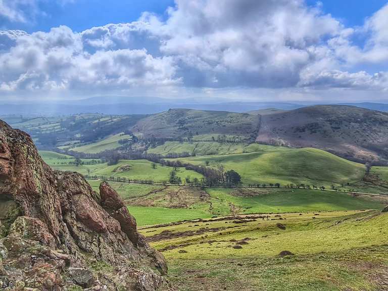 Caer Caradoc loop — Shropshire Hills AONB | hike | Komoot