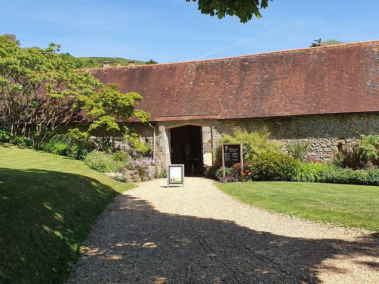 Mottistone Garden Routes for Walking and Hiking | Komoot