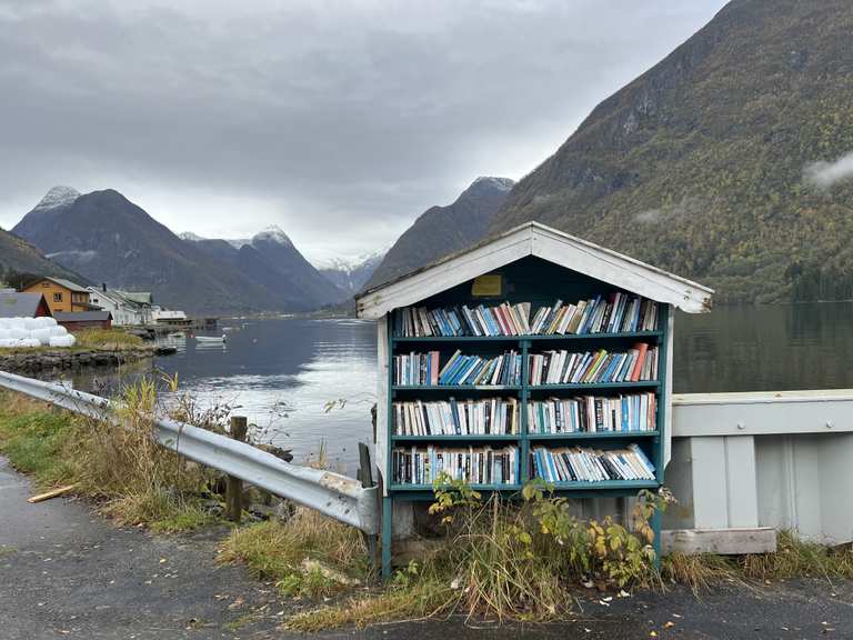 Fjærland/Mundal: Wanderungen und Rundwege | komoot