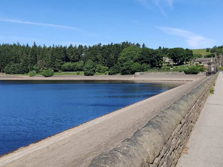 The Strines, Holm Moss & Snake Pass loop from Ladybower — Peak District ...