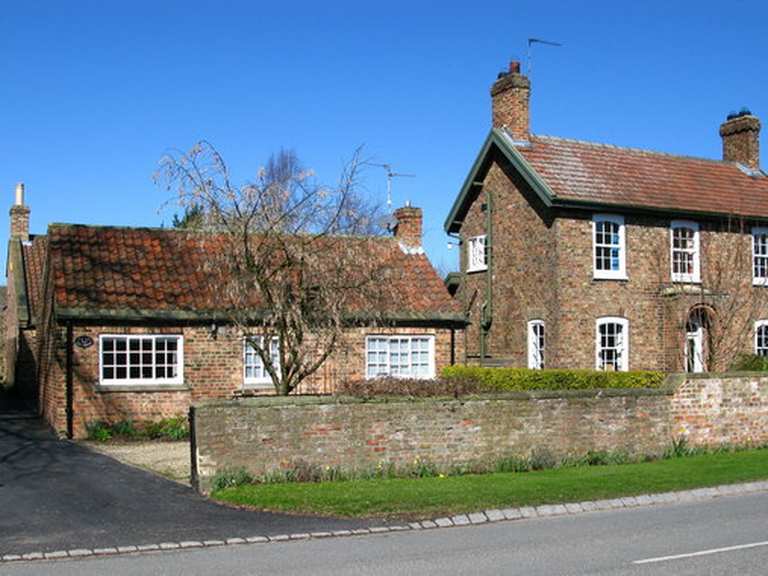 Roecliffe Village: Rennradfahren und Rennradtouren | komoot