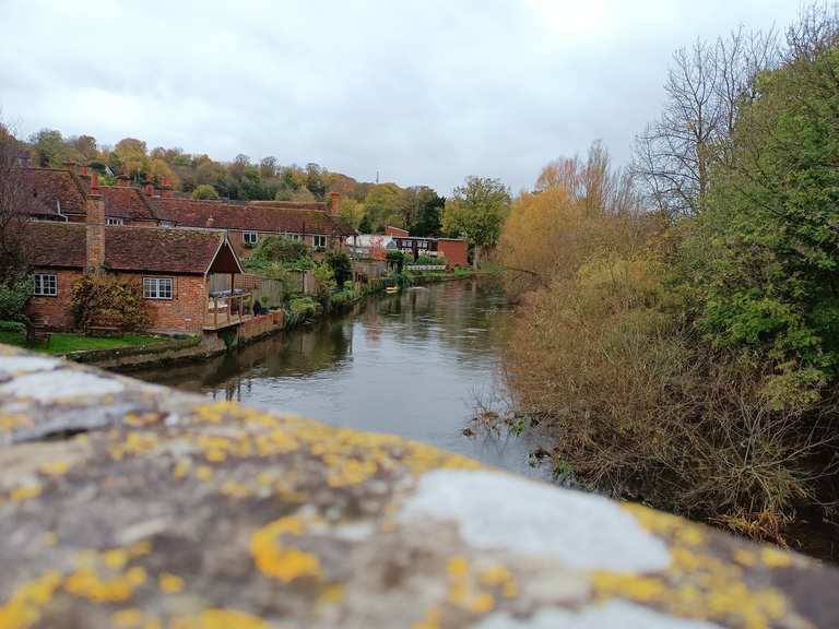 Harnham Bridge (Ayleswade Bridge) Routes for Walking and Hiking | Komoot