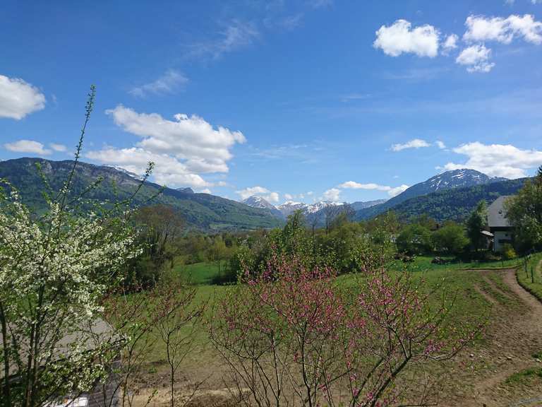 Col des Prés — loop in the Parc naturel régional du Massif des Bauges ...