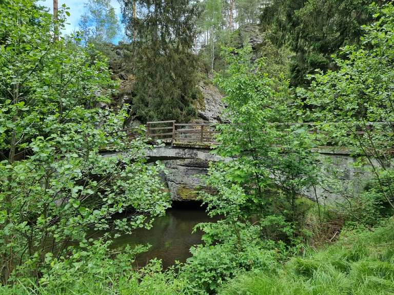 Bridge at the ruins – Dolský Mlýn (Grundmühle) loop from Vysoká Lípa ...