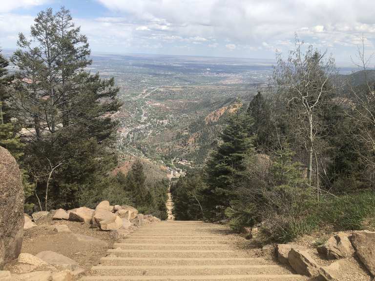 Manitou Incline Gipfel über Barr Trail — Manitou Springs | Laufrunde ...