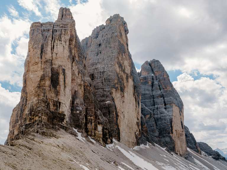 Tre cime di Lavaredo con il Rifugio Antonio Locatelli — giro ad anello ...
