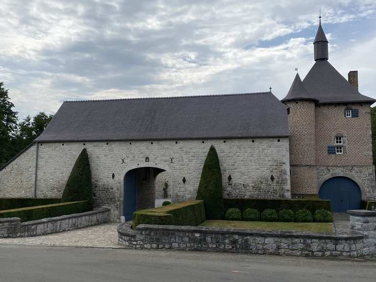 Mozet - un des plus beaux Villages de Wallonie - Itinéraires de rando ...
