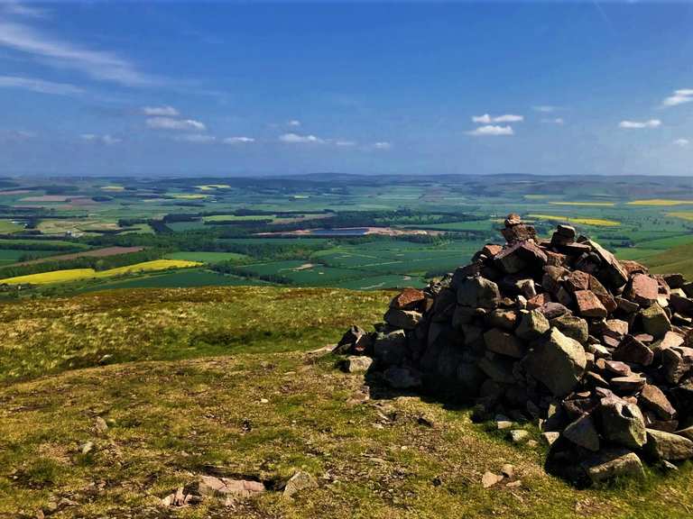 Yeavering Bell Summit and Hillfort Routes for Walking and Hiking | Komoot