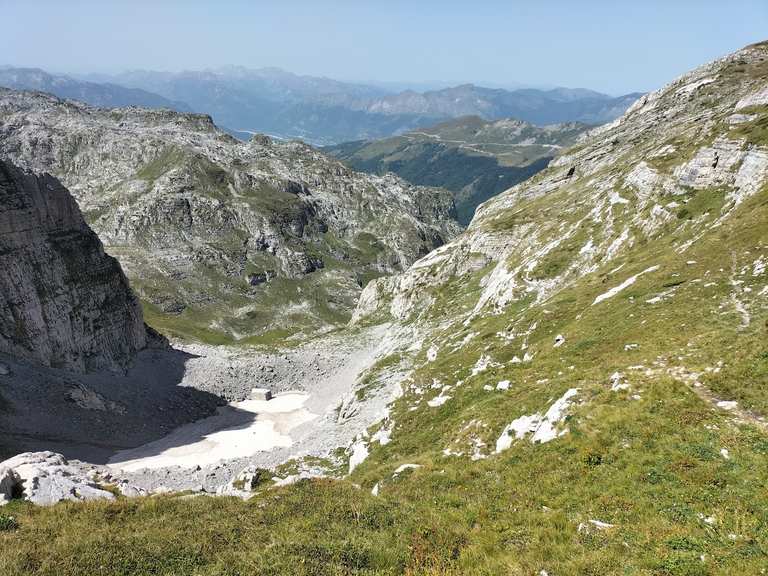 Bar with coffee, tea, beer – Ice Cave loop from Vusanje | hike | Komoot