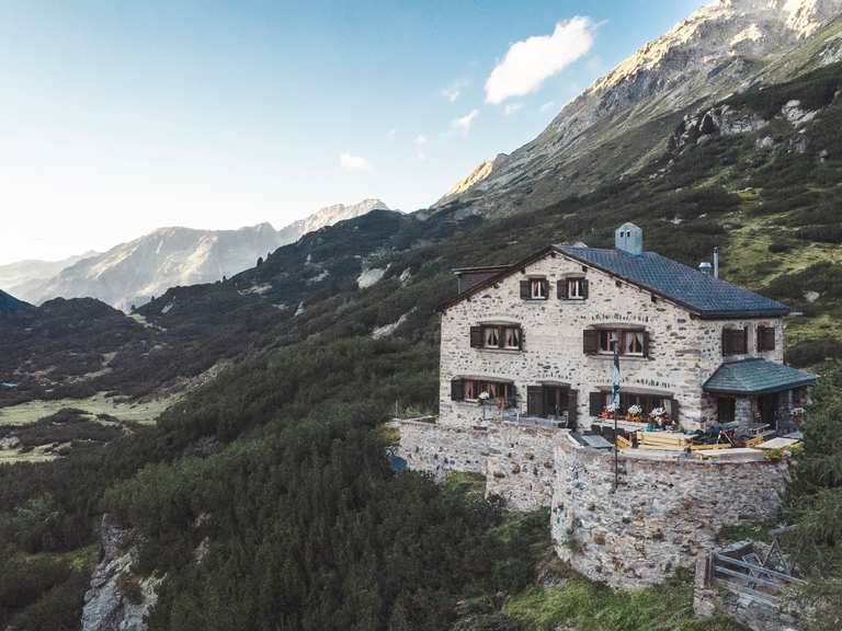 Berghaus Vereina: Wanderungen und Rundwege | komoot