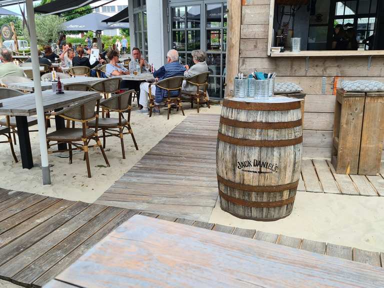 Pier 47 – Hiking & Cycling Routes | Komoot