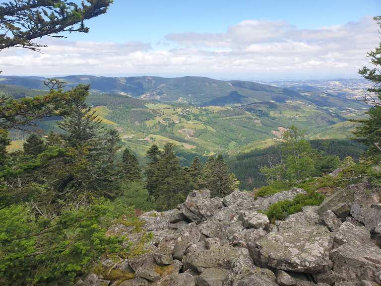 La cascade du saut du Gier – boucle dans le Parc naturel régional du ...