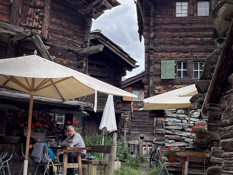 Enchanting old town of Blatten: Touren und Karten | komoot