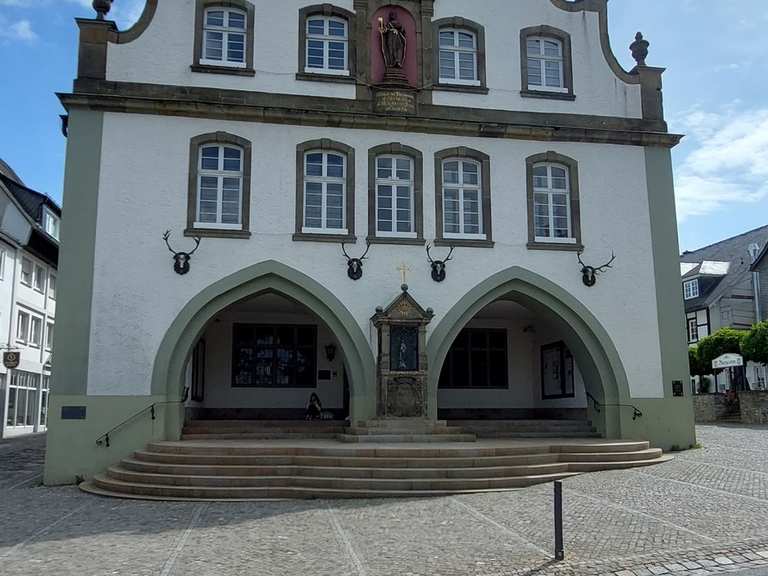 Altstadt Brilon: Wanderungen und Rundwege | komoot