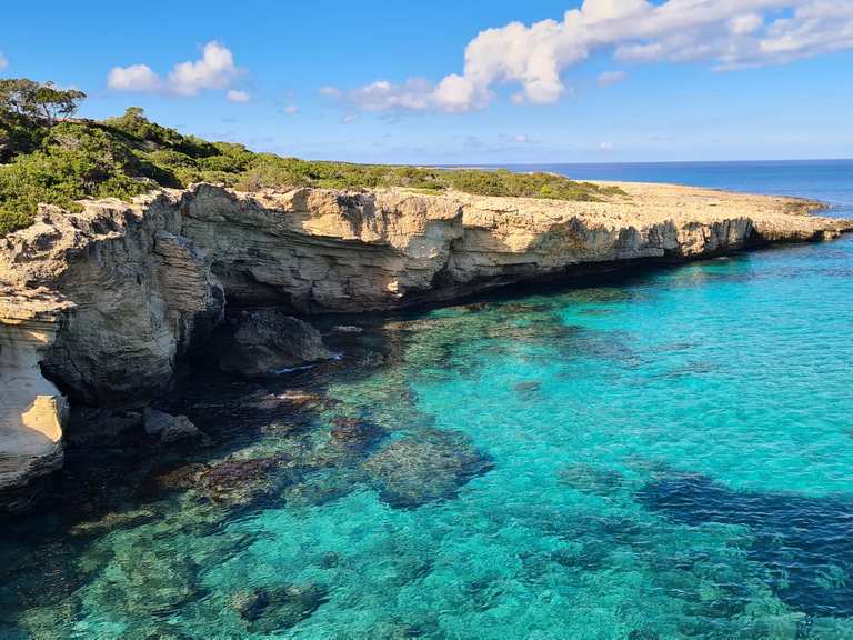 Manolis Bay: Wanderungen und Rundwege | komoot