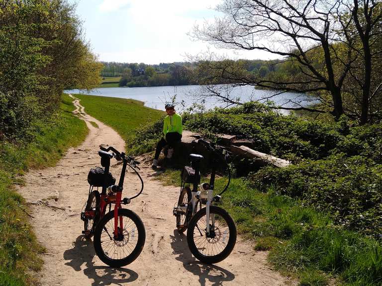 Bewl Water viewpoint – Bewl Water lake Tour loop from Kilndown ...