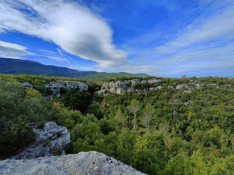 Point de vue sur les gorges du Caramy - Itinéraires de rando et marche ...