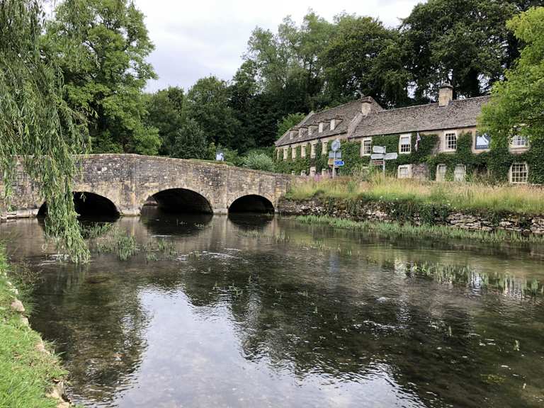 Cotswold Water Park loop from Cirencester | road ride | Komoot