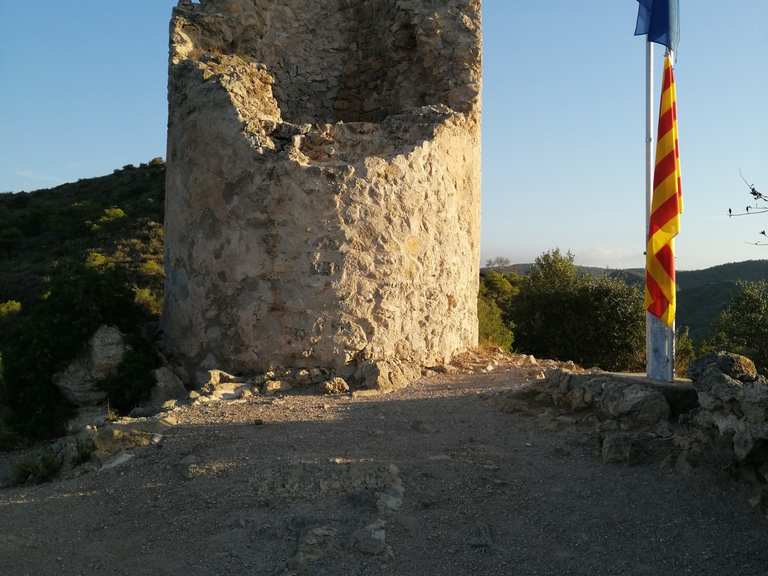 Torre del Cucurull: Wanderungen und Rundwege | komoot