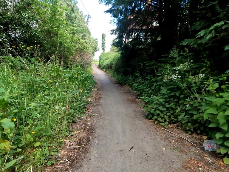 Outland's lane cut-through Road Cycle Routes and Map | Komoot