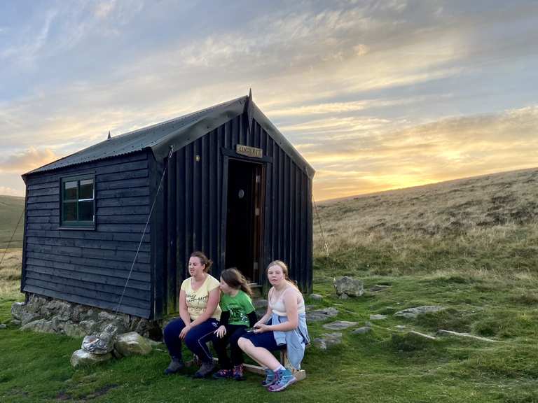 Great Lingy Hut Routes for Walking and Hiking | Komoot