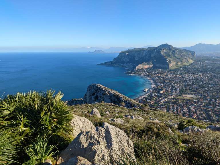 Riserva naturale di Capo Gallo, Il Semaforo dell'Eremita | hike | Komoot
