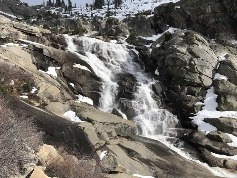 Tokopah Falls: Wanderungen und Rundwege | komoot
