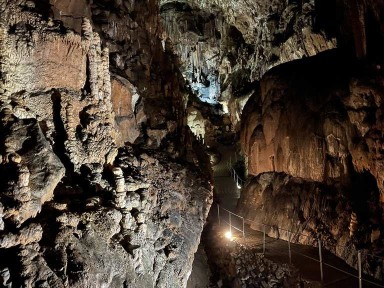 Divaska Jama - grandiose Höhlensystem abseits der Massen: Wanderungen ...