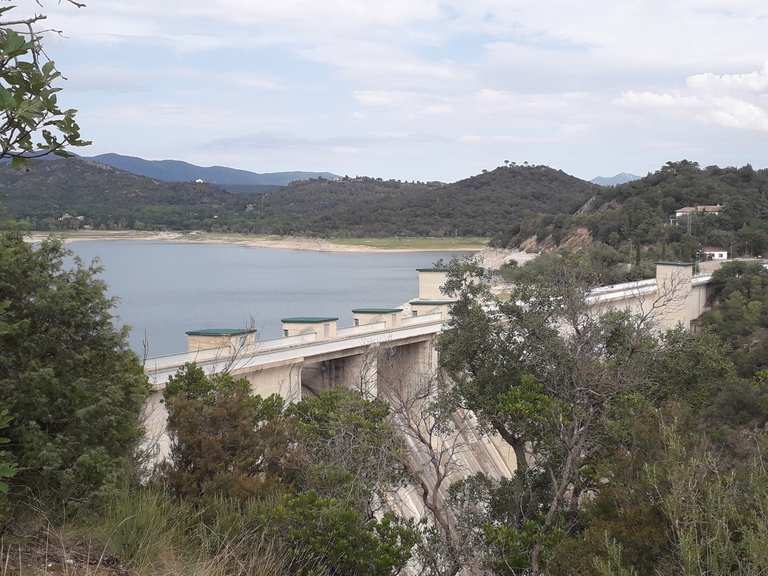Vista del embalse de Darnius-Boadella: Mountainbike-Touren und -Trails ...