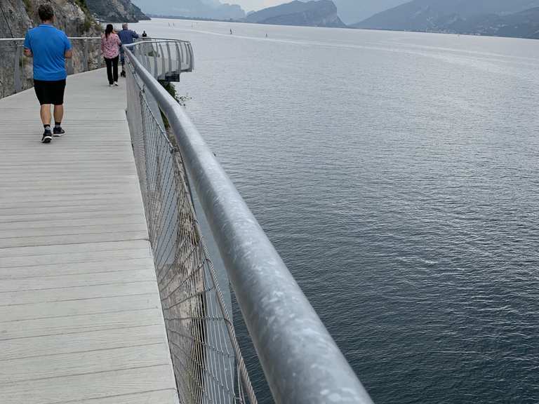 Limone sul Garda - Europas spektakulärster Rad und Wanderweg Routes for ...