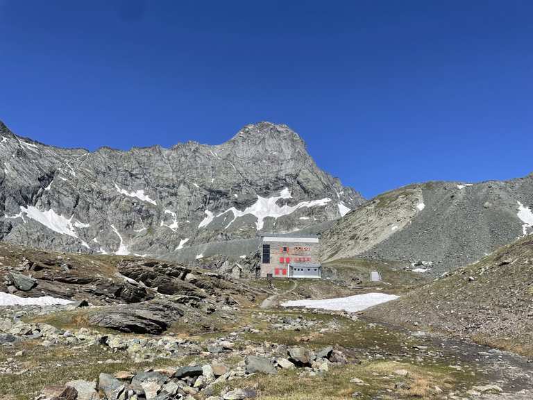 Dal Rifugio Ciriè al Rifugio Gastaldi e il Lago della Rossa — Giro ad ...